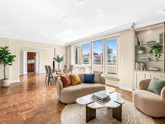 8 E 83rd Street 14C