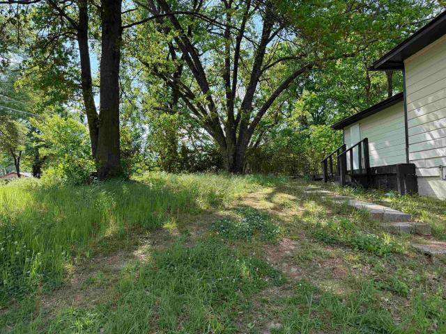 8 E Brooks Rd, Memphis, TN 38109 | MLS #10220 | Compass
