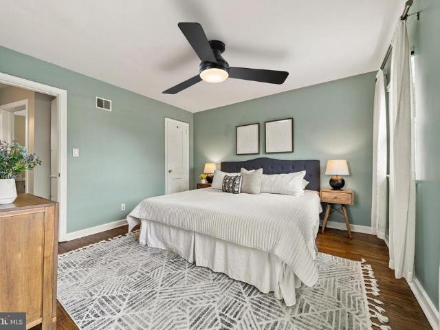 8 E Masonic View Avenue