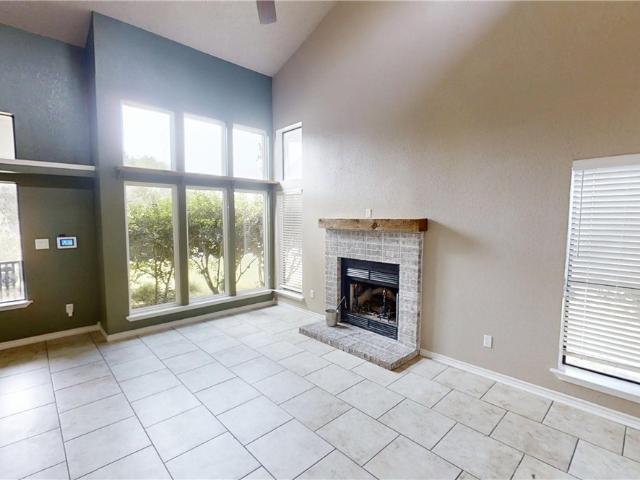 8 E Shawnee Lane