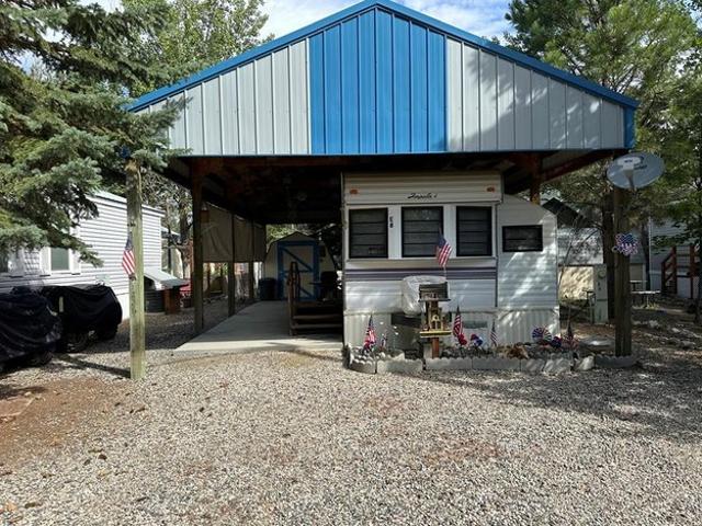 8 E St, Cascade, ID 83611