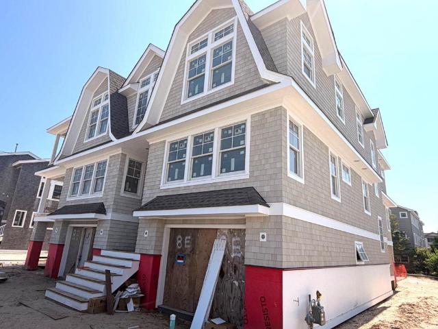 8 E Passaic Avenue