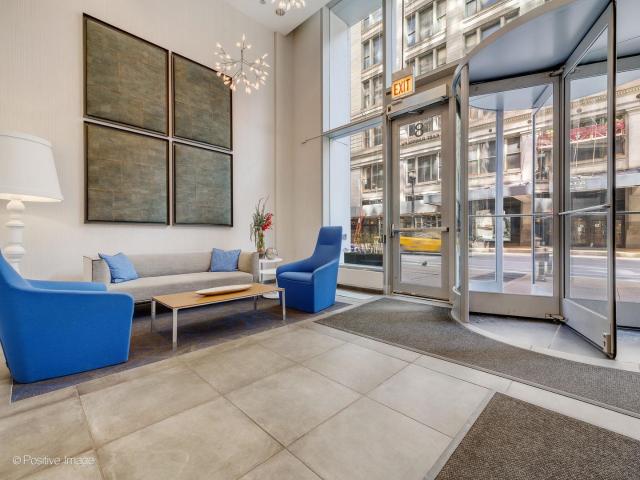 8 E Randolph St, Unit 1401, Chicago, IL 60601 | MLS #12581 | Compass