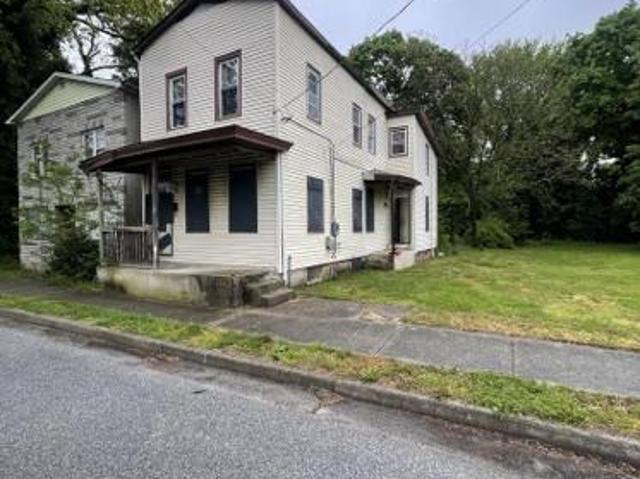 8 Eakin St, Salem, NJ 08079