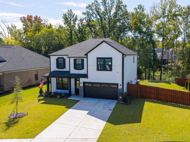 8 Elk Run Court