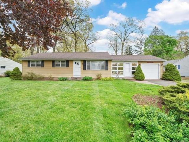 8 Ellis Rd, Enfield, CT 06082