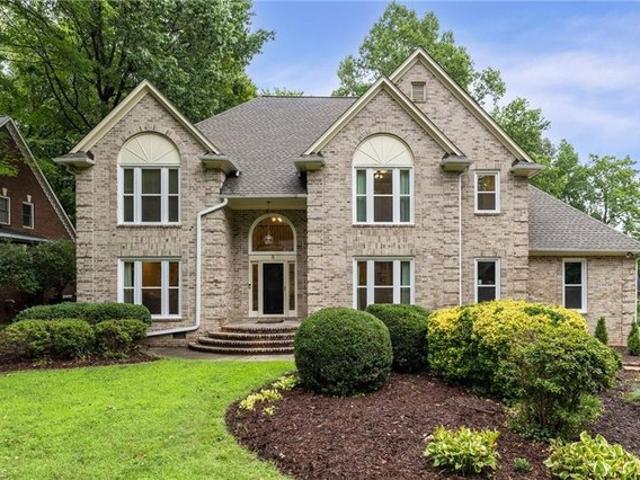 8 Elm Grove Way, Greensboro, NC 27405