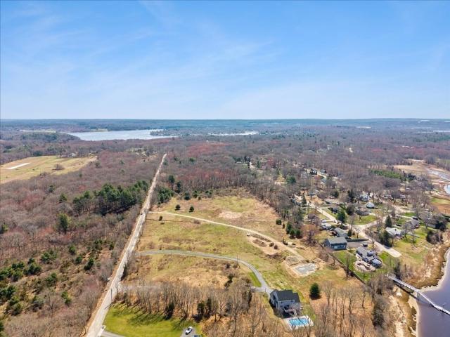 8 Ferry Ln, Berkley, MA 02779 | MLS #73504