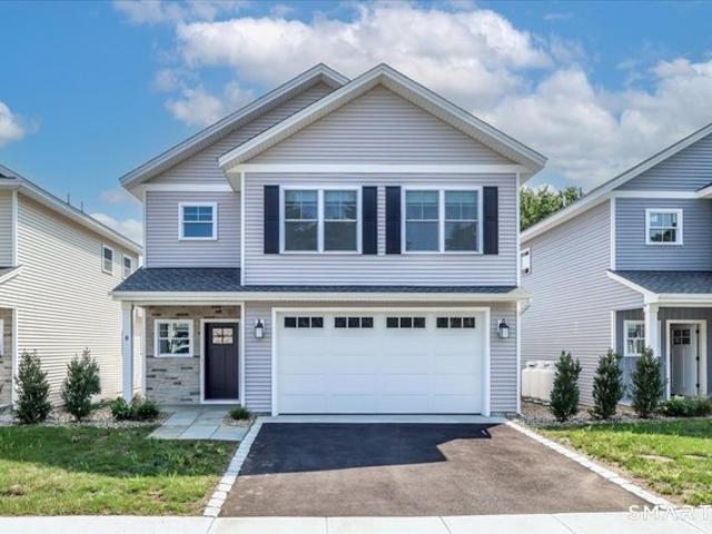 8 Fieldstone Ct Unit 8, Bethel, CT 06801