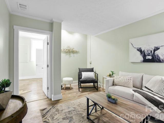 8 Fiver Ln, Asheville, NC 28803 | MLS #4352