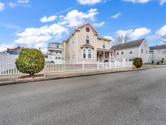8 Ford St, Haverhill, MA 01832 | MLS #73491