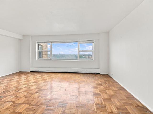 8 Fordham Hill Oval 16D
