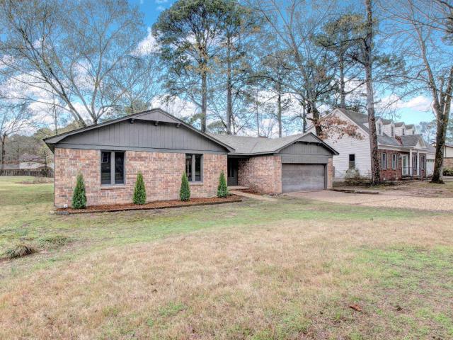 8 Fox Run Drive