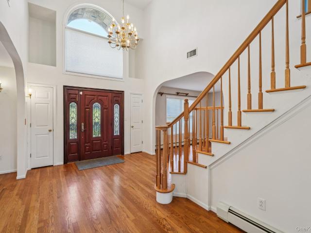 8 Foxwood Drive