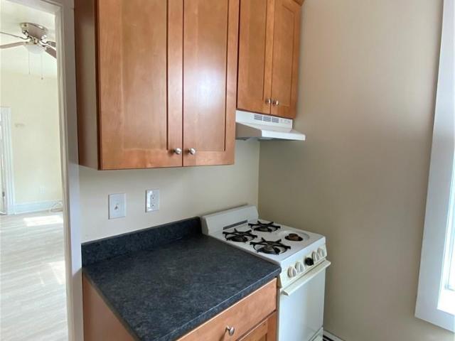 8 Franklin Avenue 1