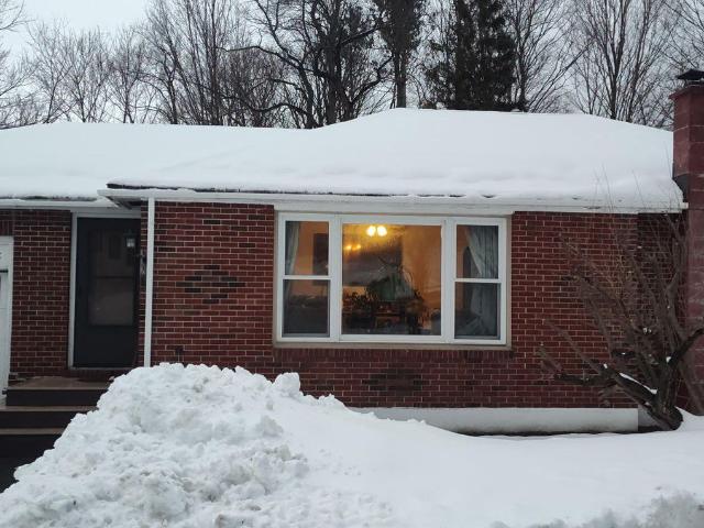 8 Frederick Ln, Adams, MA