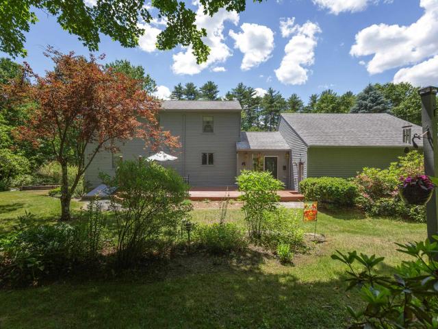 8 Freedom Acres Drive