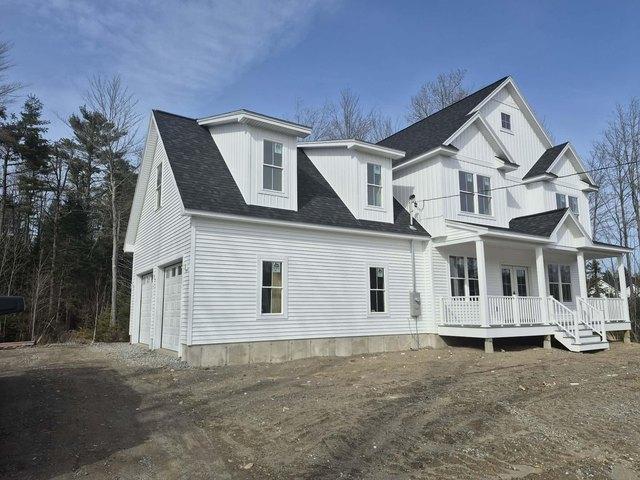 8 Freedom Ave, Hampden, ME 04444