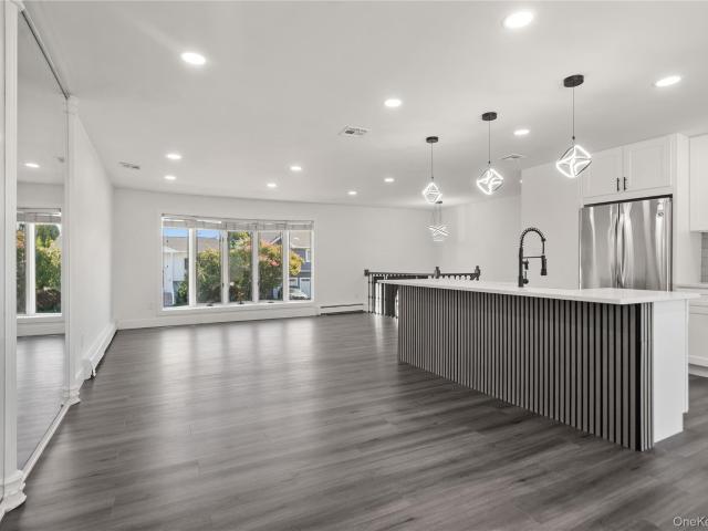 8 Gale Drive
