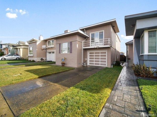 8 Garden Grove Dr, Daly City, CA 94015