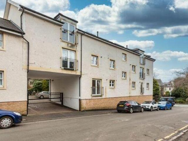 8 Gillburn Gate, Apartment, Gillburn Road, 3 Bedroom Flat