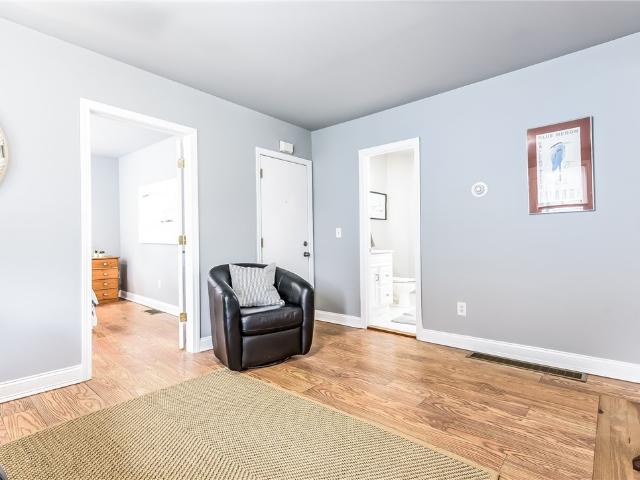 8 Green Pl, Unit 1, Newport, RI 02840 | MLS #1404 | Compass