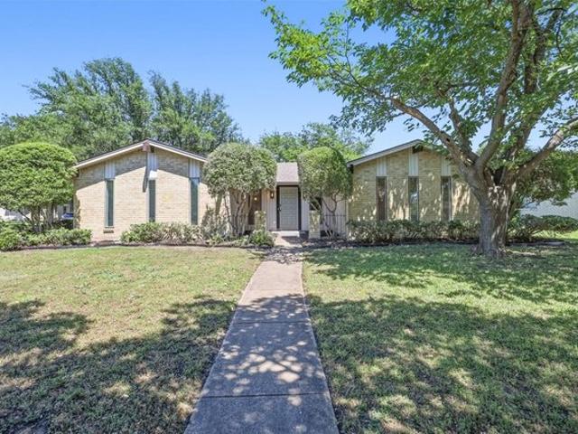 8 Green View Cir, Richardson, TX 75081