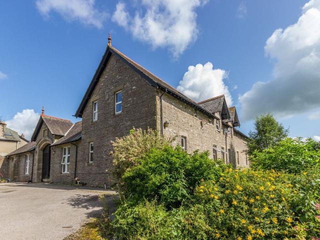 8 Greenside Court, Hincaster LA7, 3 bed barn conversion to rent, £950 pcm | PrimeLocation
