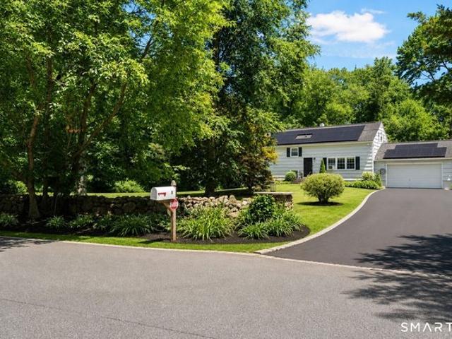 8 Ground Pine Rd, Wilton, CT 06897