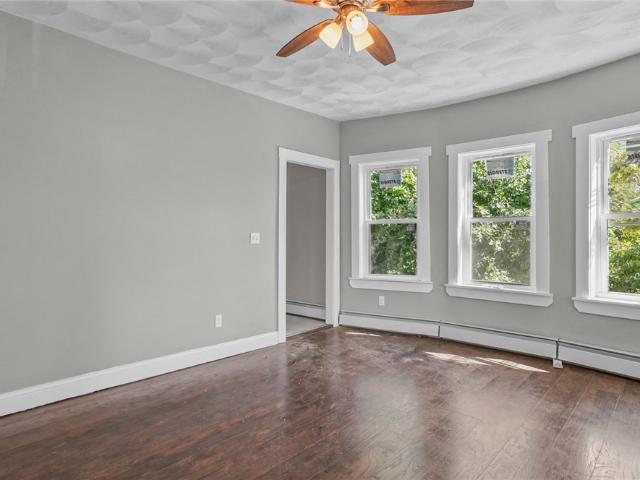 8 Humes Street