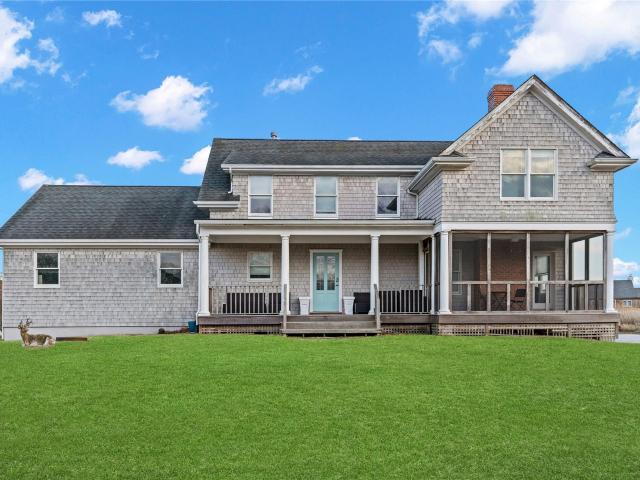 8 Hyler Dr, Hampton Bays, NY 11946 | MLS #830740 | Compass