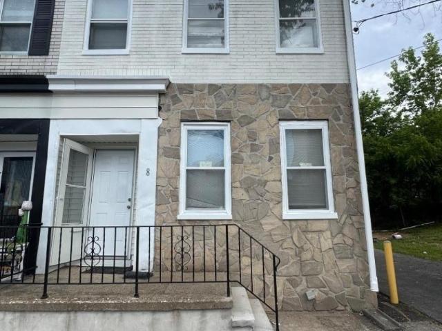 8 Hanover St