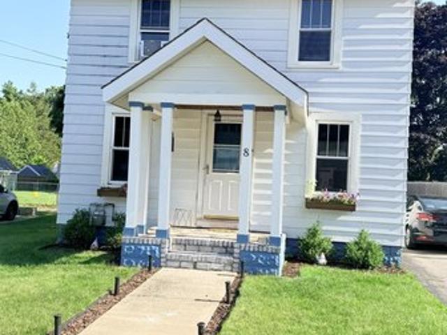 8 Harrison St, Fort Edward, NY 12828