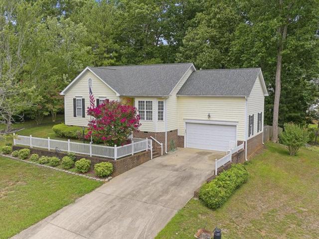 8 Hawks Spiral Way, Pittsboro, NC 27312