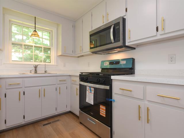 8 Hawkstead Hollow