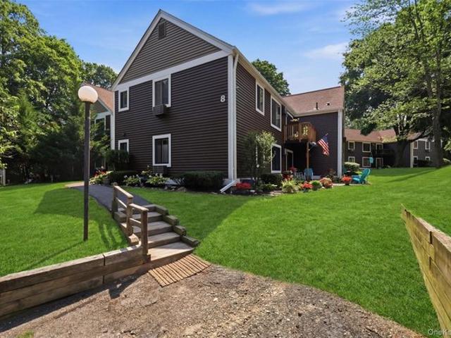 8 Heritage Dr Unit E, Harriman, NY 10926