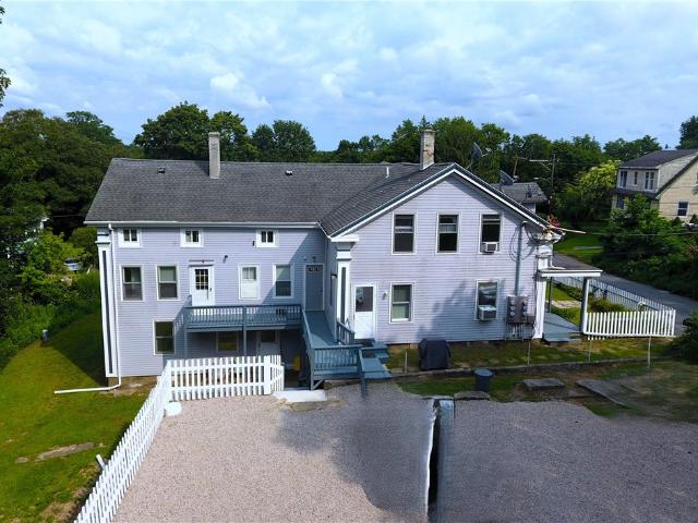8 Highview Avenue
