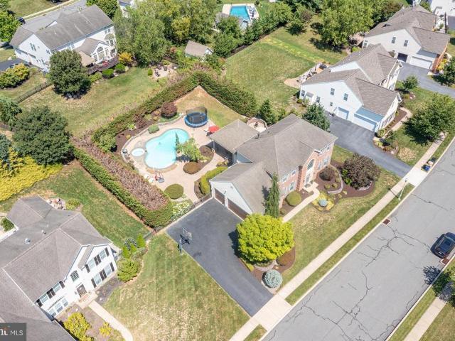 8 Hidden Brook Way