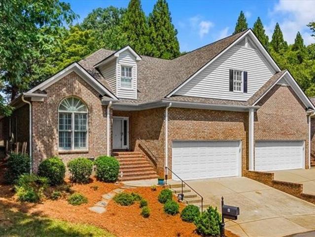 8 Indigo Cv, Greensboro, NC 27455
