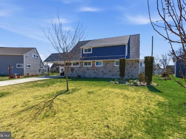 8 Inlet Road