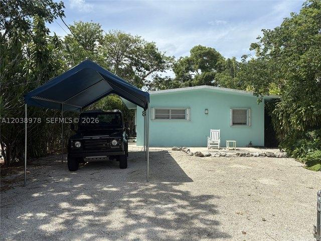8 Jewfish Ave, Key Largo, FL 33037