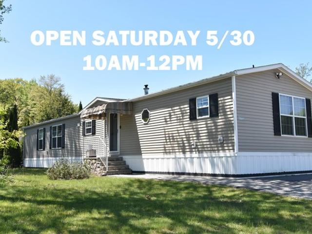 8 Jordan Dr, Lisbon, ME 04252
