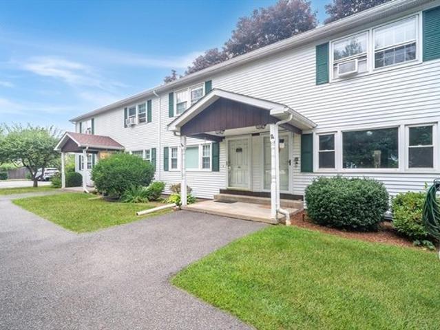 8 Keegan Ln Unit E, Greenfield, MA 01301