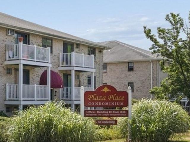 8 Kenmar Dr Unit 60, Billerica, MA 01821
