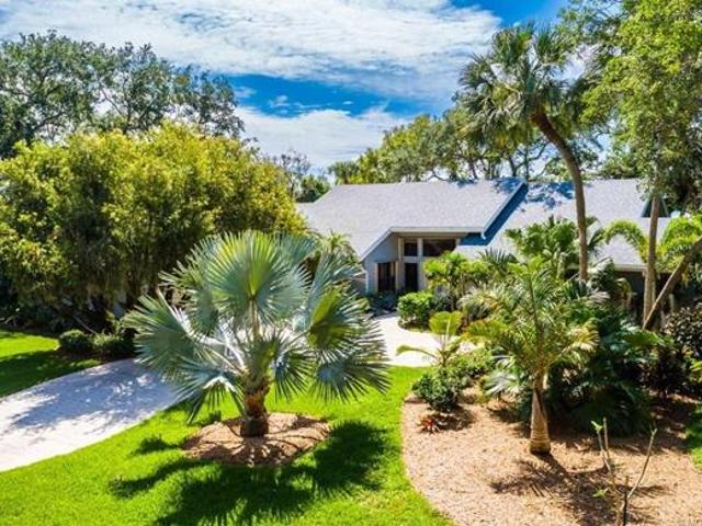 8 Kingston Ct, Stuart, FL 34996