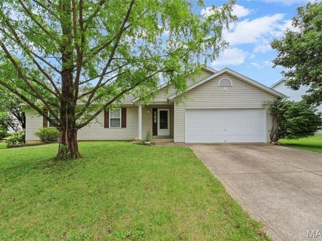 8 Knoll Ridge Ct, O'Fallon, MO 63368