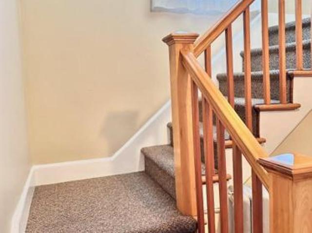 8 Lucy St #2, Greenwich, CT 06831