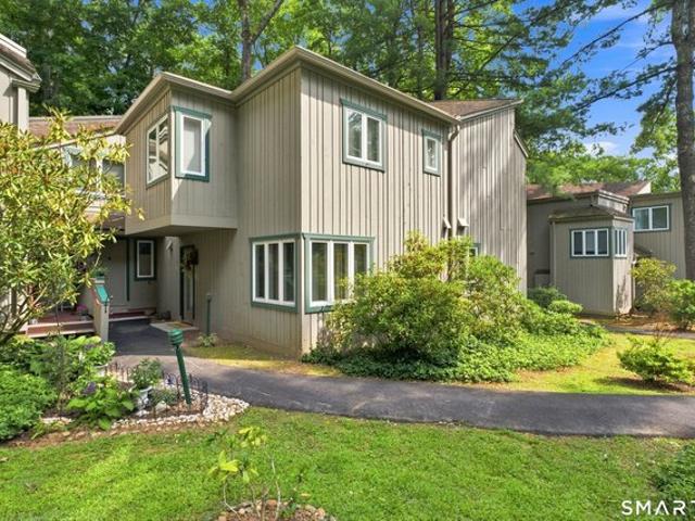 8 Lyle Ct Unit J, Farmington, CT 06032