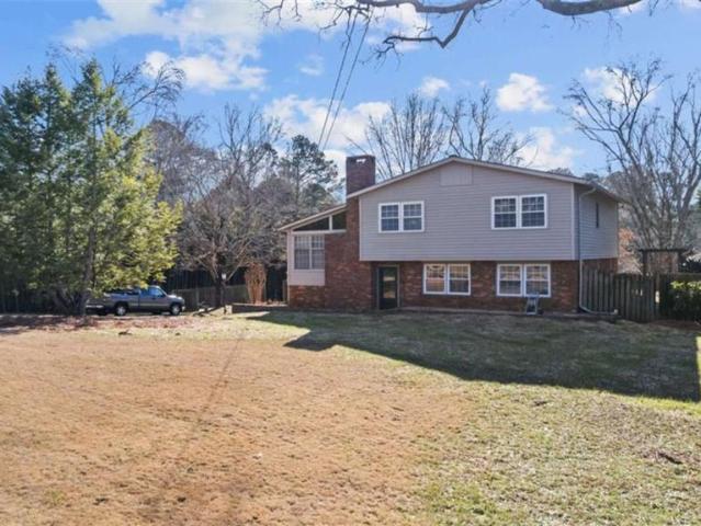 8 Lakemoore Dr NE, Rome, GA 30161 | MLS #7705 | Compass