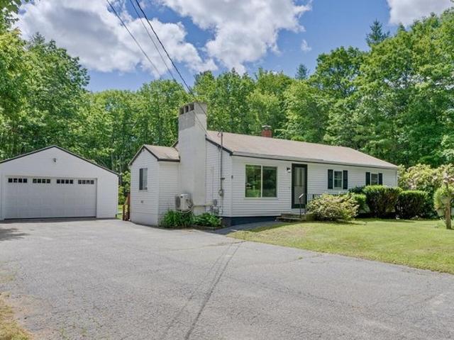 8 Larrabee Farm Rd, Scarborough, ME 04074